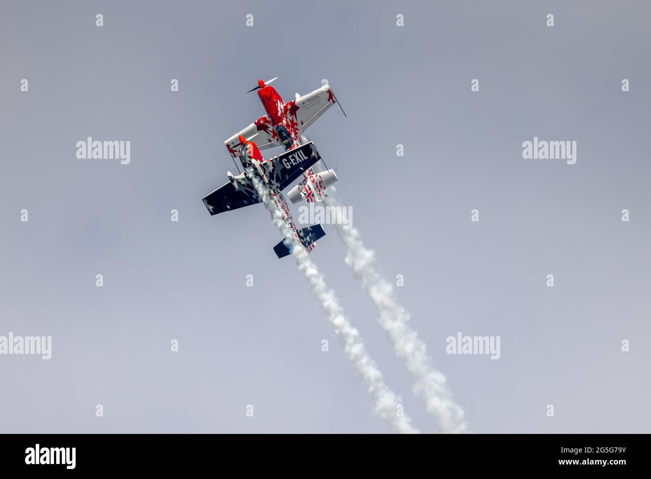 Global stars display team hi-res stock photography and images - Alamy