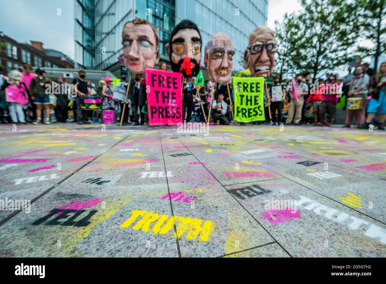 Evgeny lebedev lord hi-res stock photography and images - Alamy