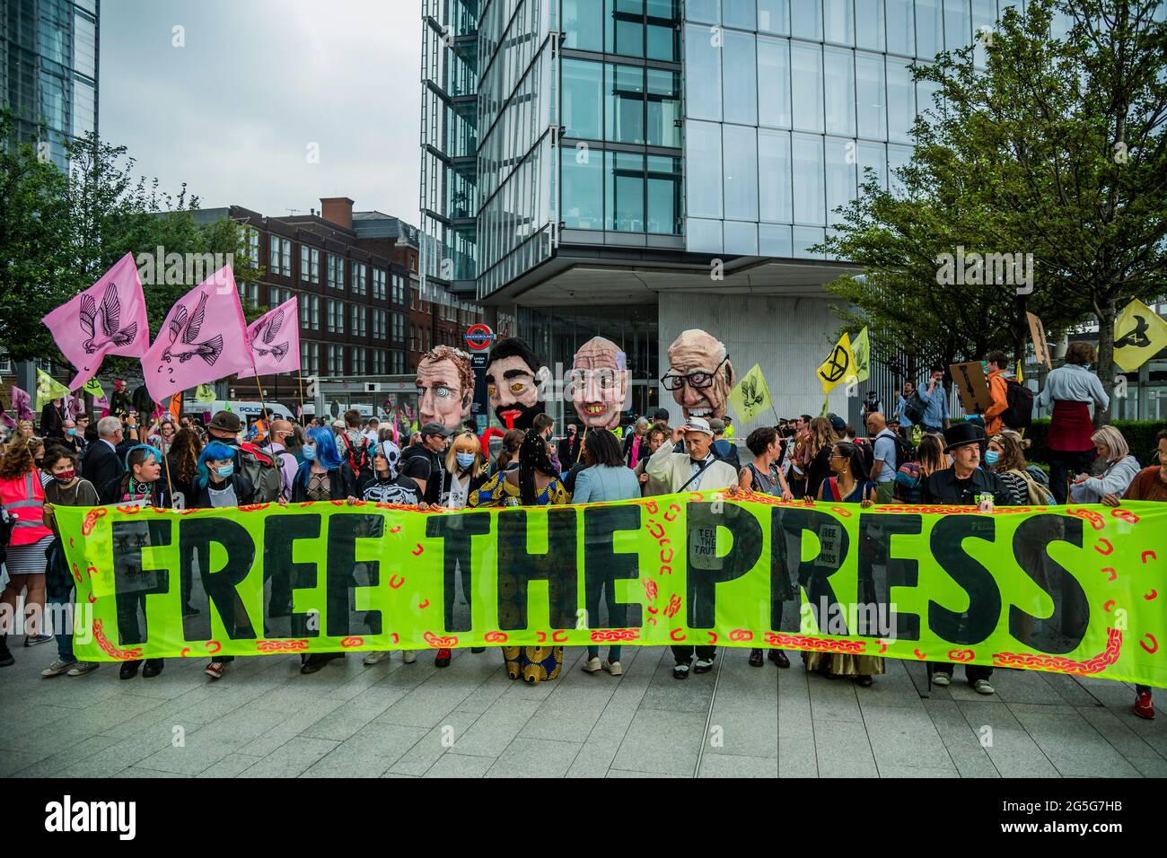 Evgeny lebedev lord hi-res stock photography and images - Alamy