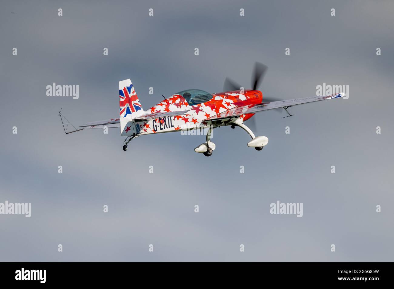 Global Stars Aerobatic team performing at Shuttleworth Flying Festival ...