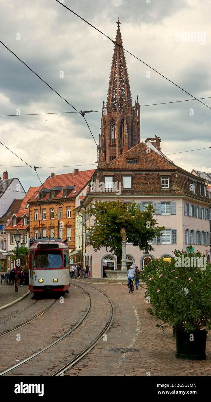 Freiburg cathedral facade hi-res stock photography and images - Alamy