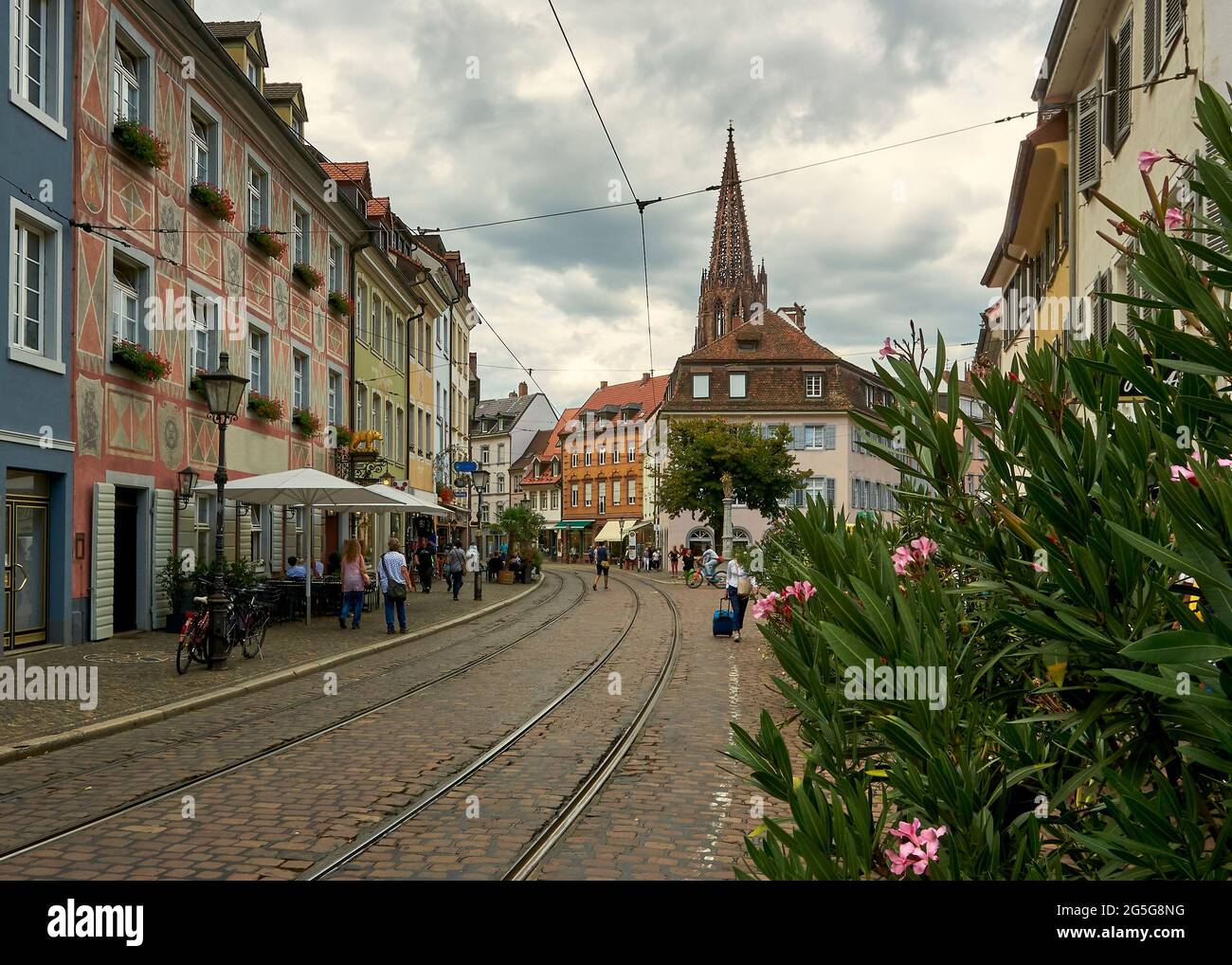 Freiburg cathedral facade hi-res stock photography and images - Alamy