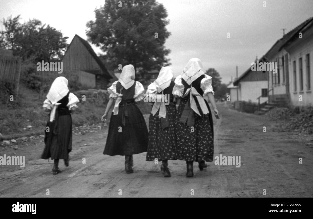 Village ladies Black and White Stock Photos & Images - Alamy