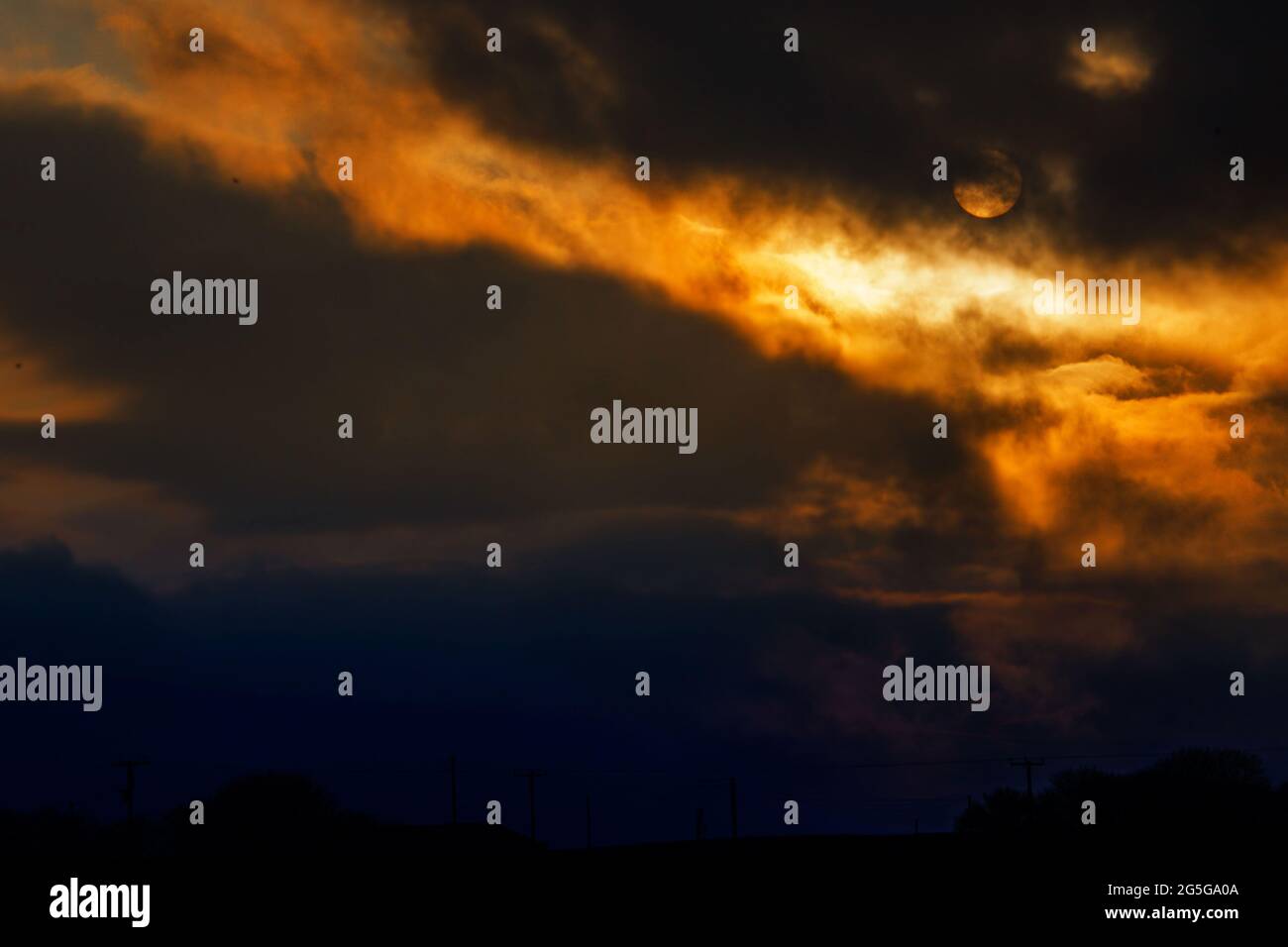 Time lapse sunset Stock Photo - Alamy