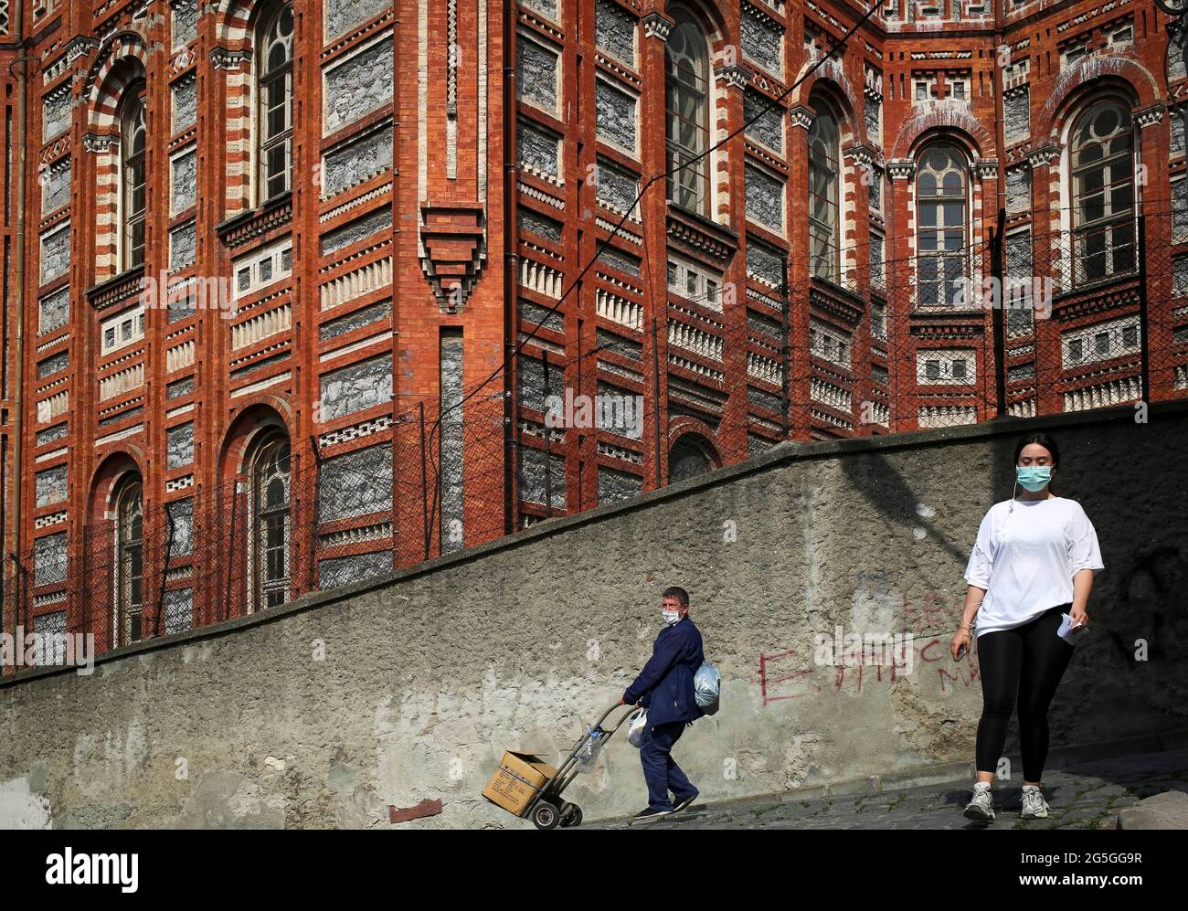 Istanbul, Istanbul, Turkey. 25th June, 2021. People walking in the ...