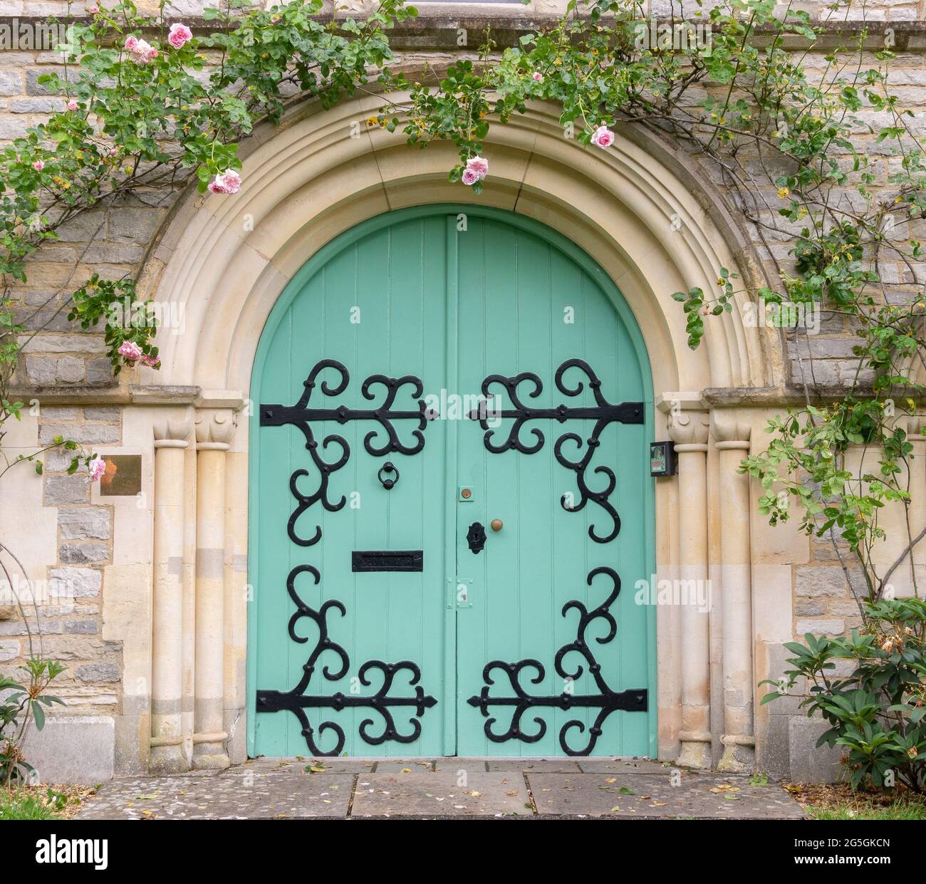 Chapel southampton old cemetery hi-res stock photography and images - Alamy