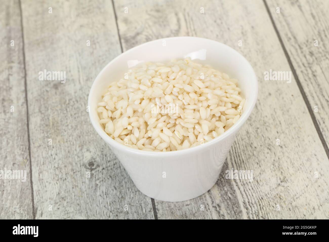 Raw Arborio rice for Italian risotto Stock Photo - Alamy