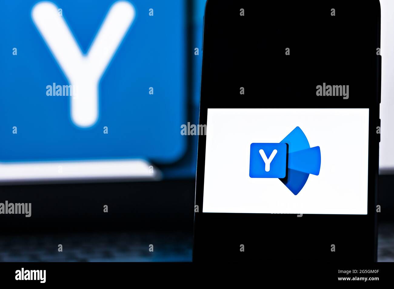 Logo yammer hi-res stock photography and images - Alamy