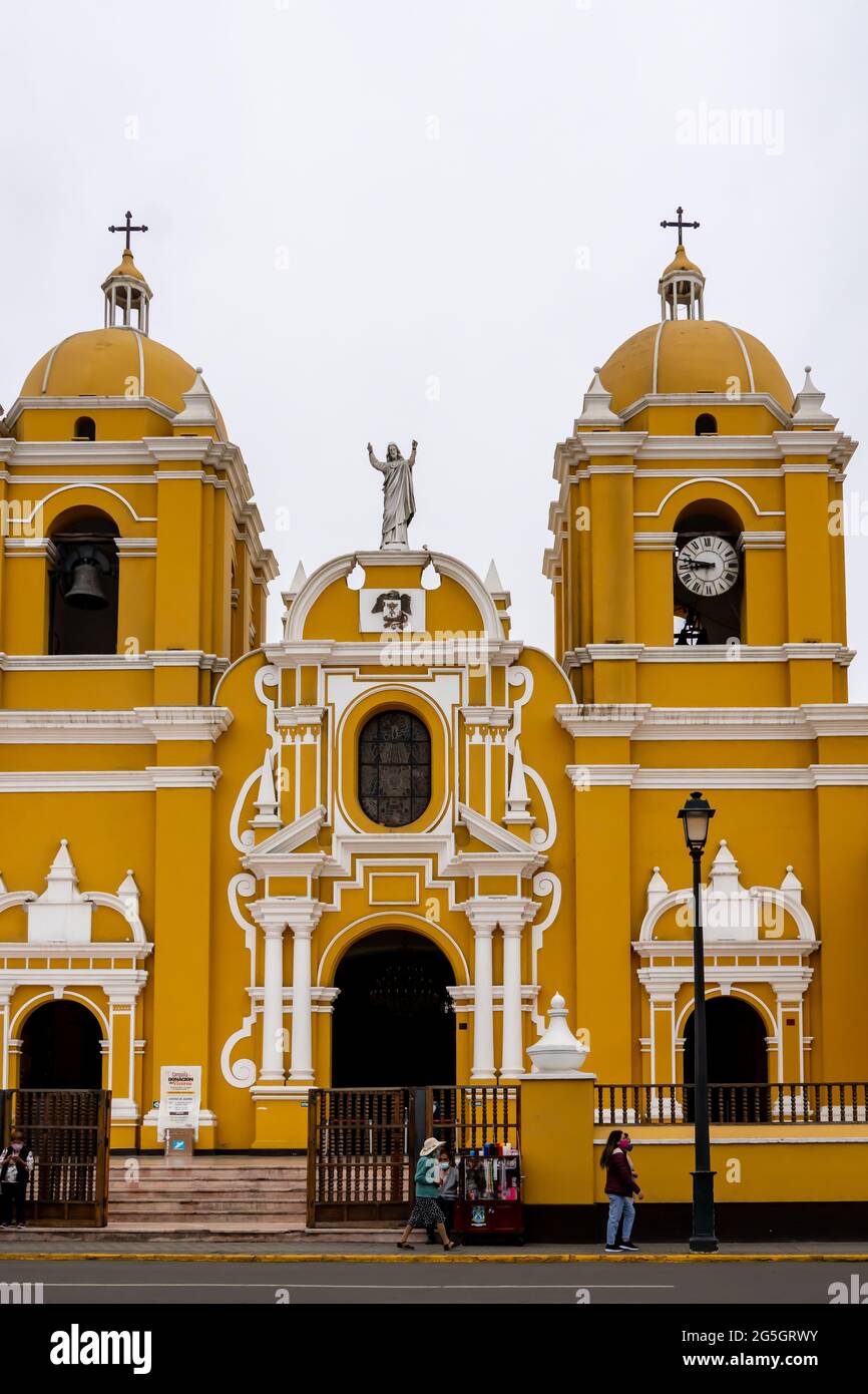 Moche river peru hi-res stock photography and images - Alamy
