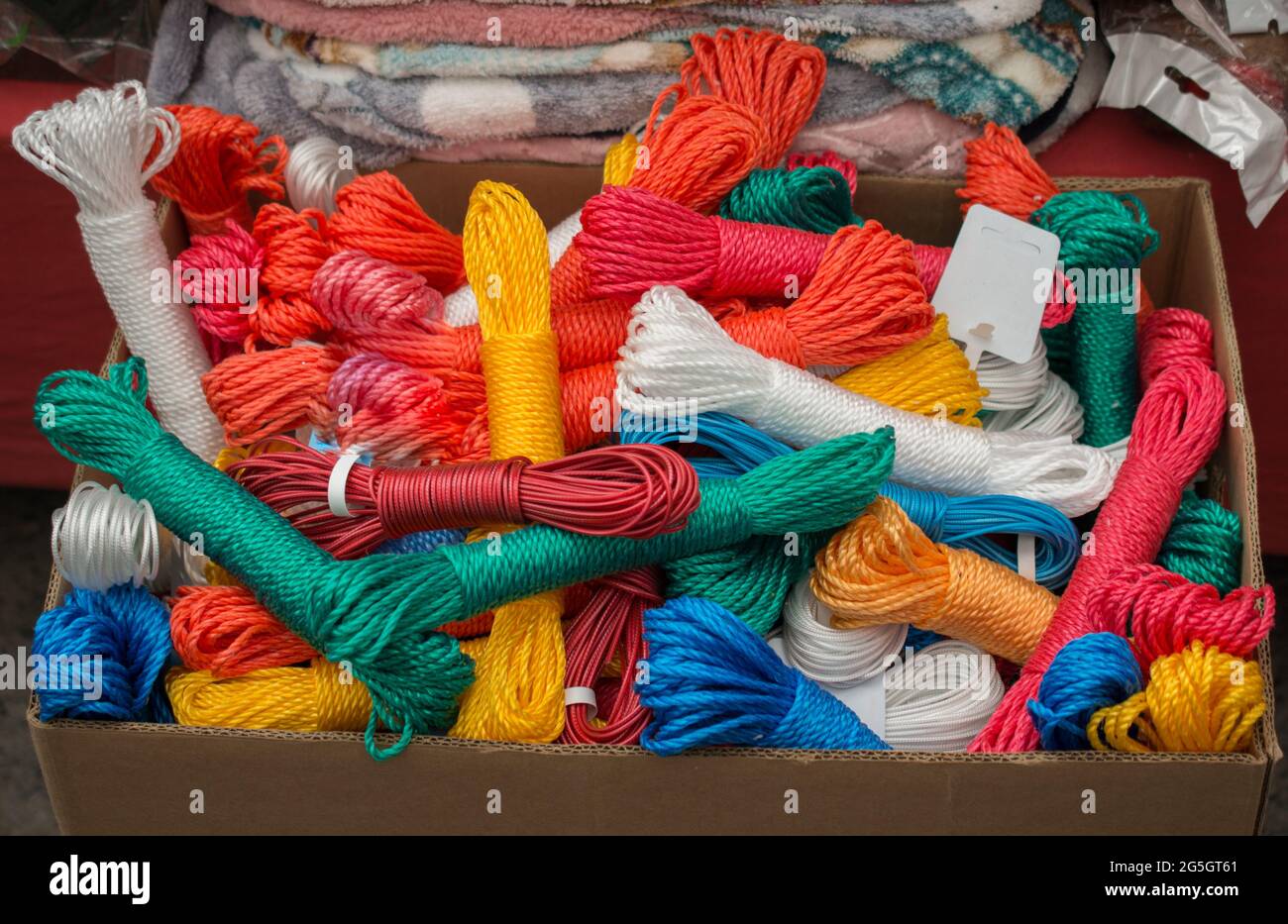 Bundles of ropes hi-res stock photography and images - Alamy