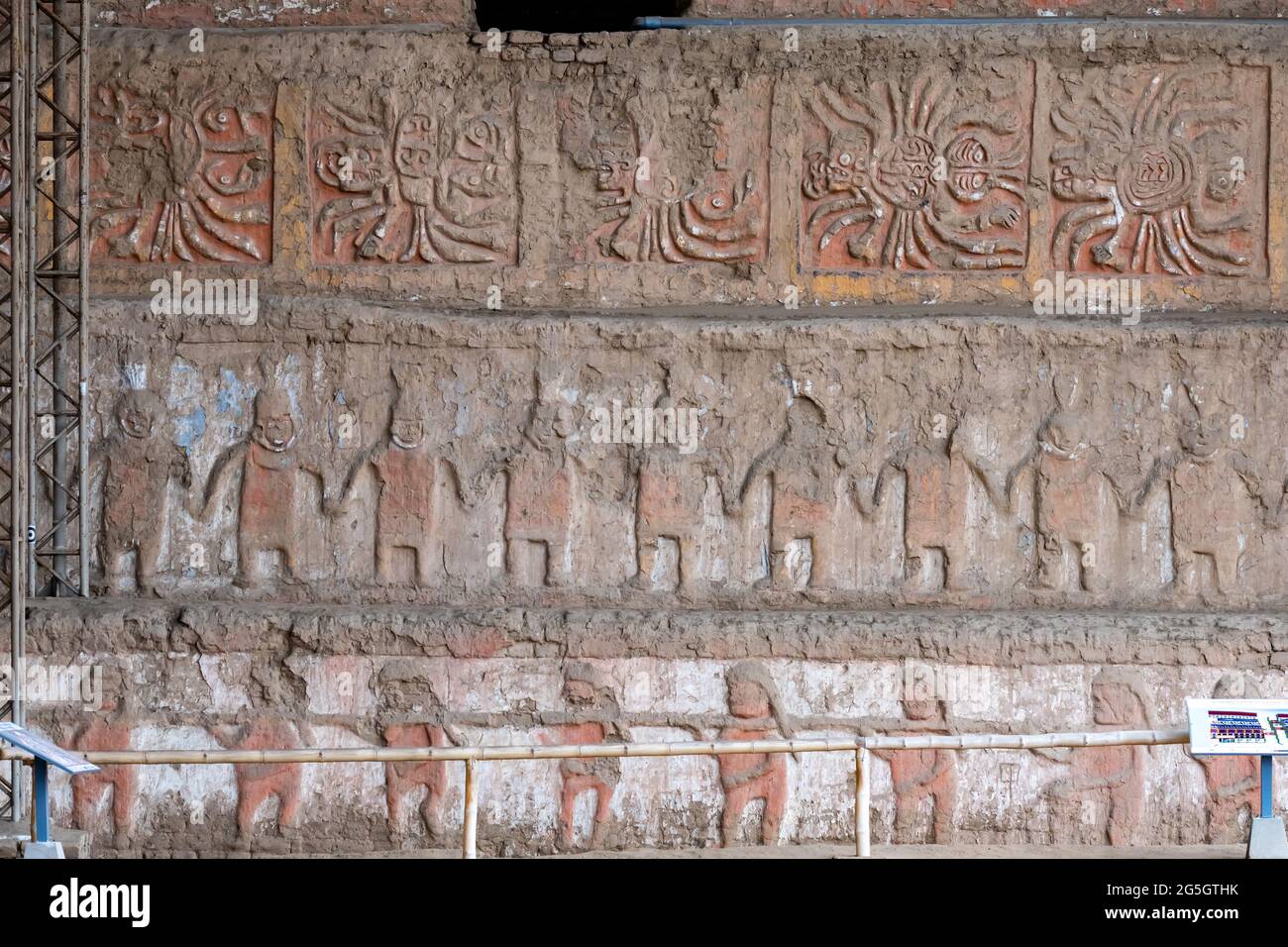 Temples of the sun and moon peru hi-res stock photography and images ...