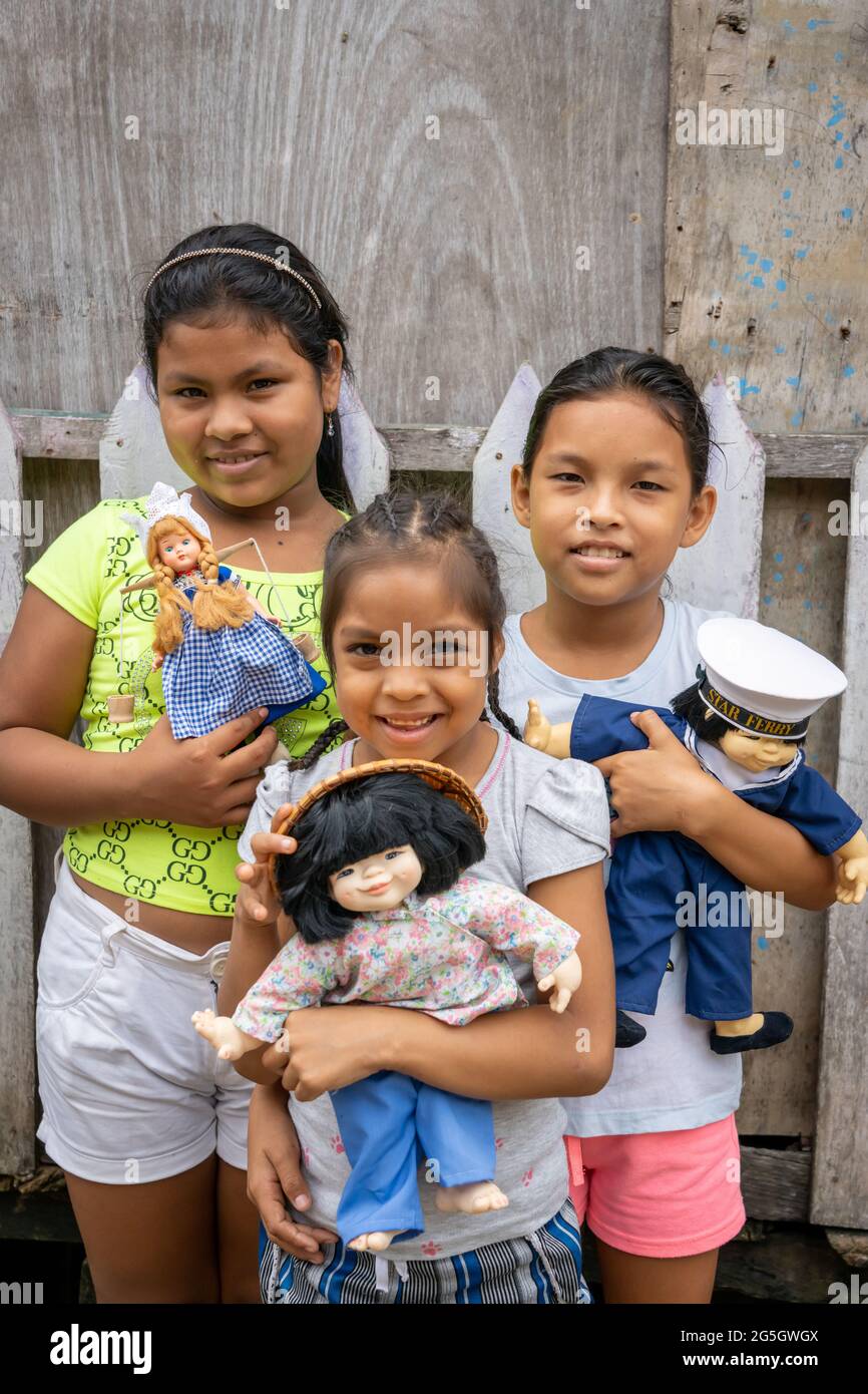 Girls from amazon hi-res stock photography and images - Alamy