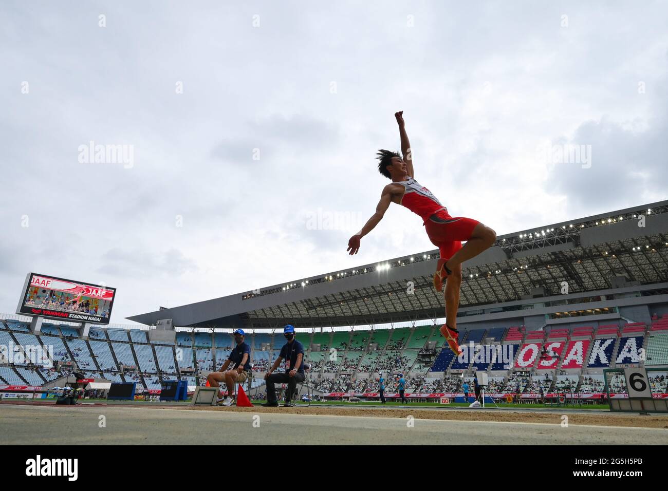 Yanmar Stadium Nagai, Osaka, Japan. 27th June, 2021. Yuki Hashioka ...