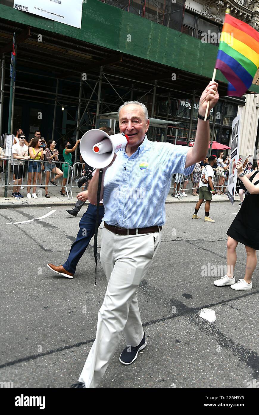 Senator schumer 2021 pride hi-res stock photography and images - Alamy