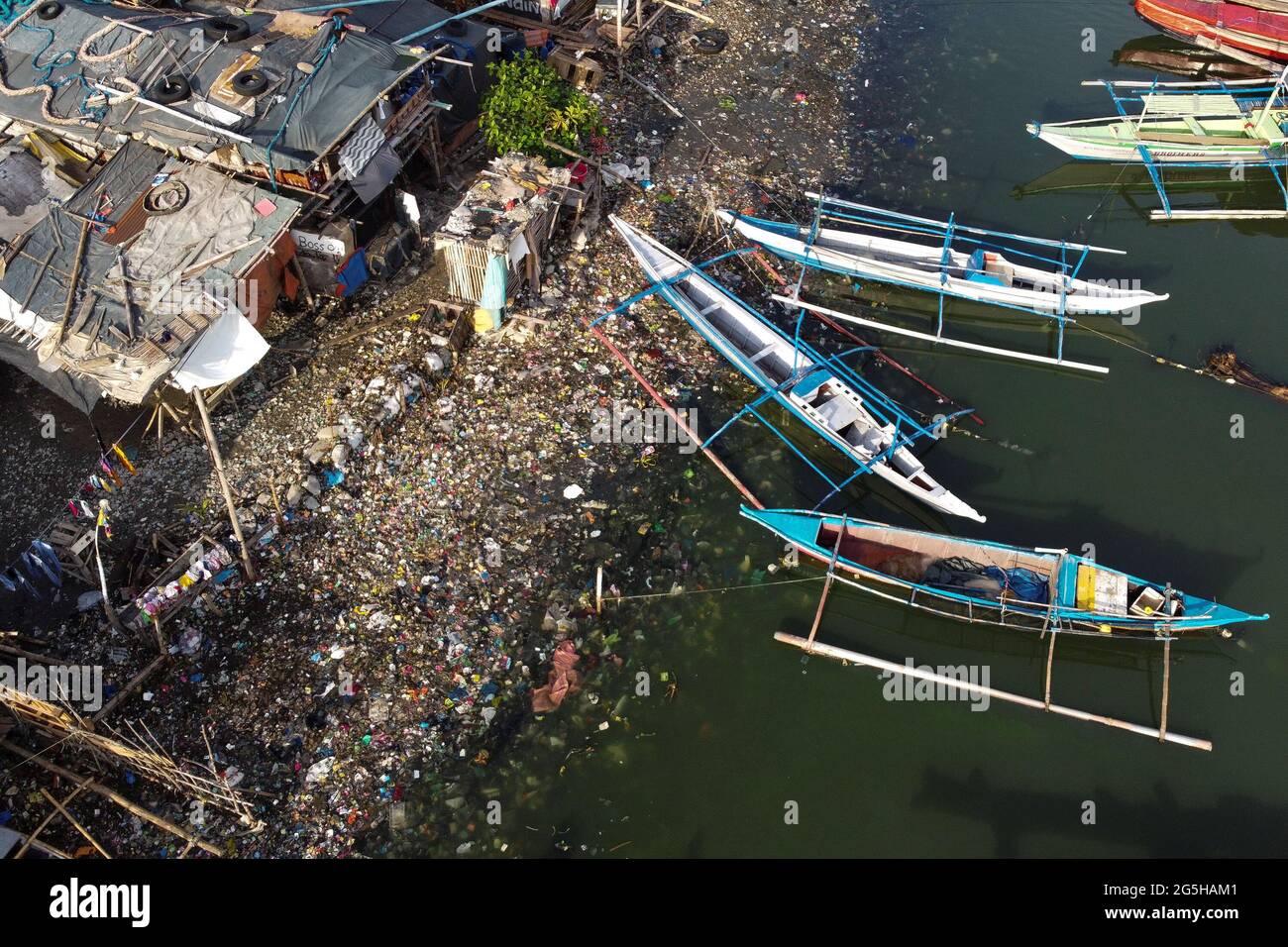 Heavily polluted river hi-res stock photography and images - Alamy