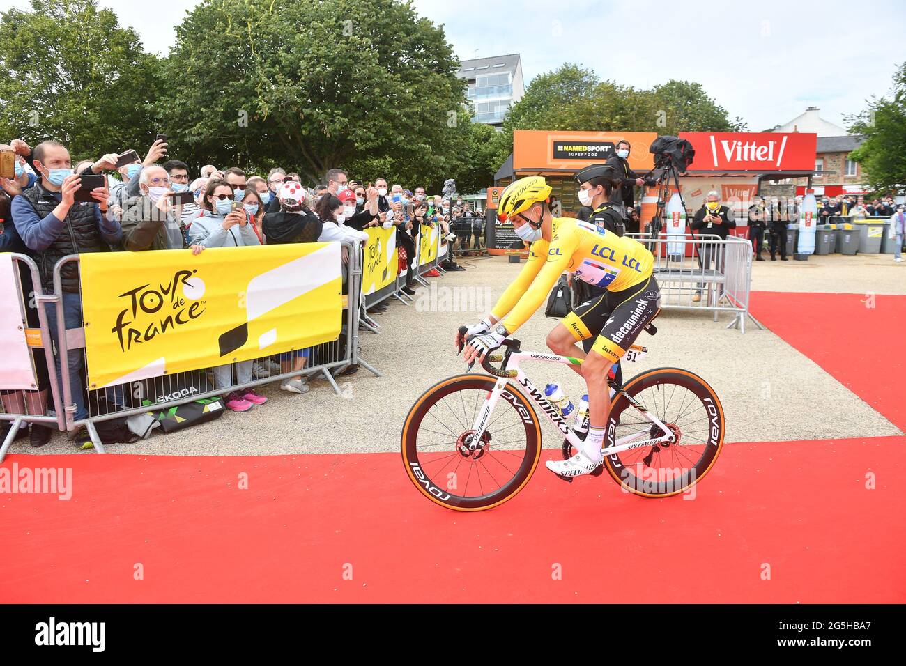 Tour de France 2021, Stage 2 Perros -Guirec to the Mur de Bretagne ...