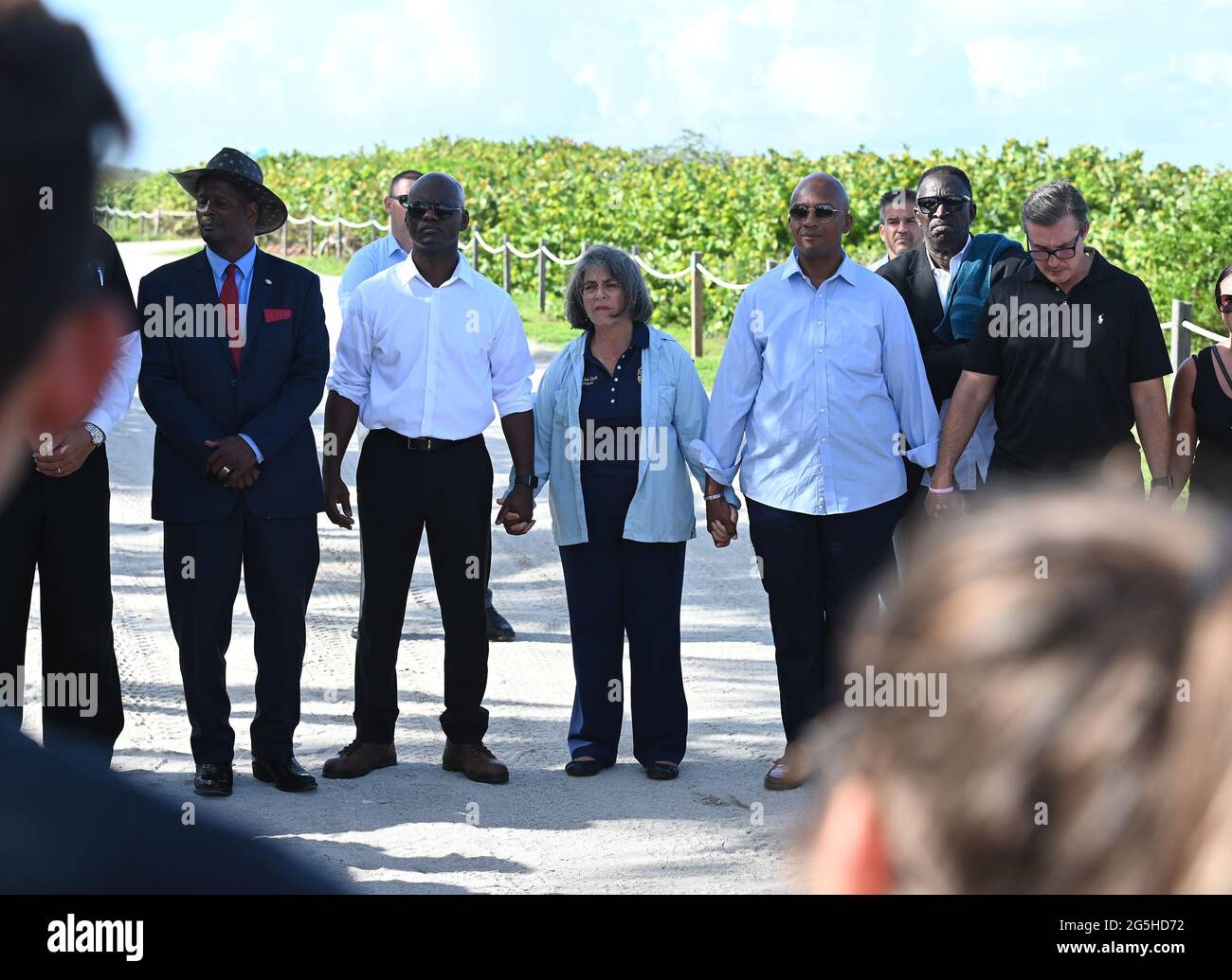 After missing a punch hi-res stock photography and images - Alamy