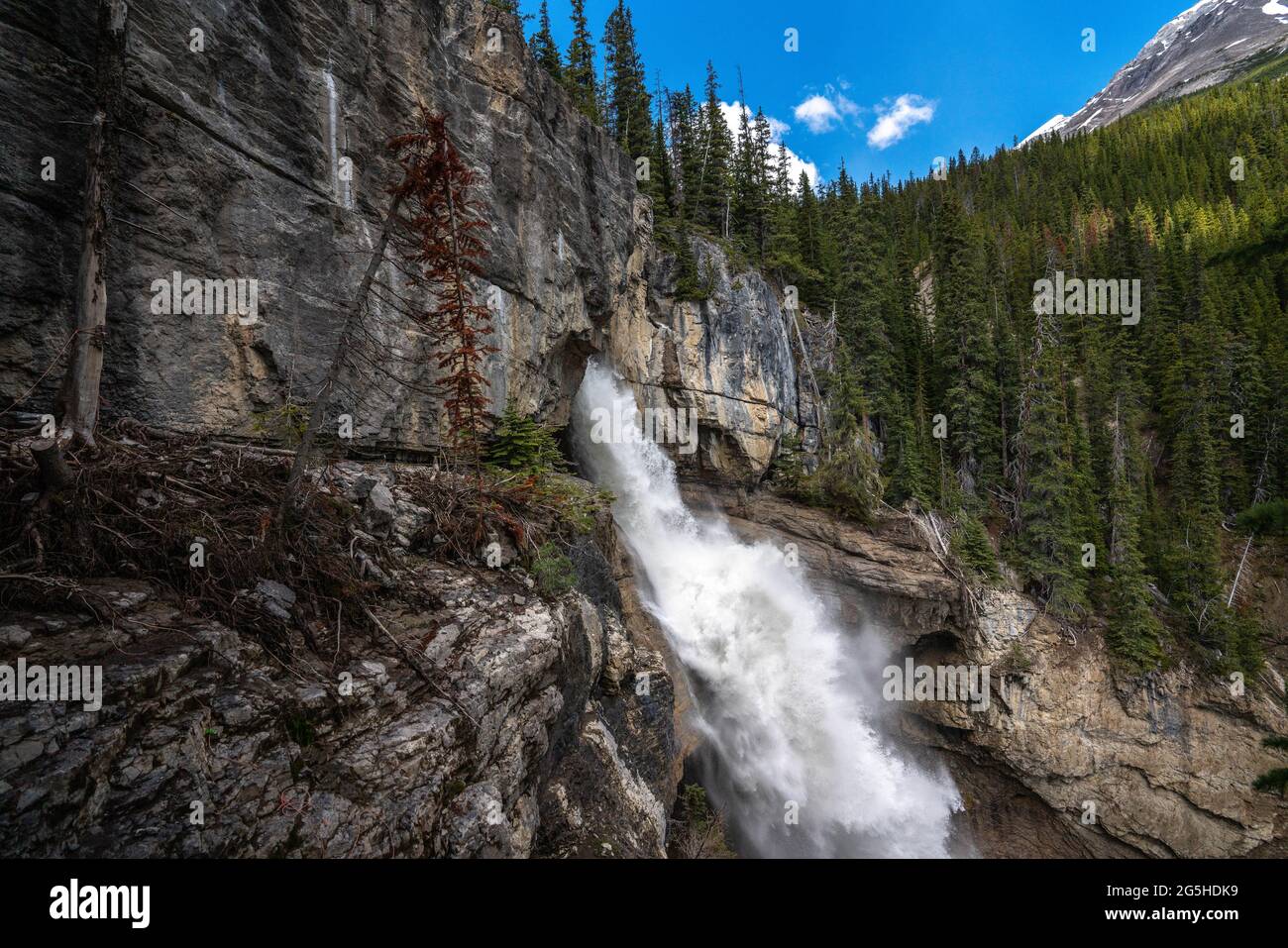 Panther falls waterfall against rocky mountain background on summer day ...