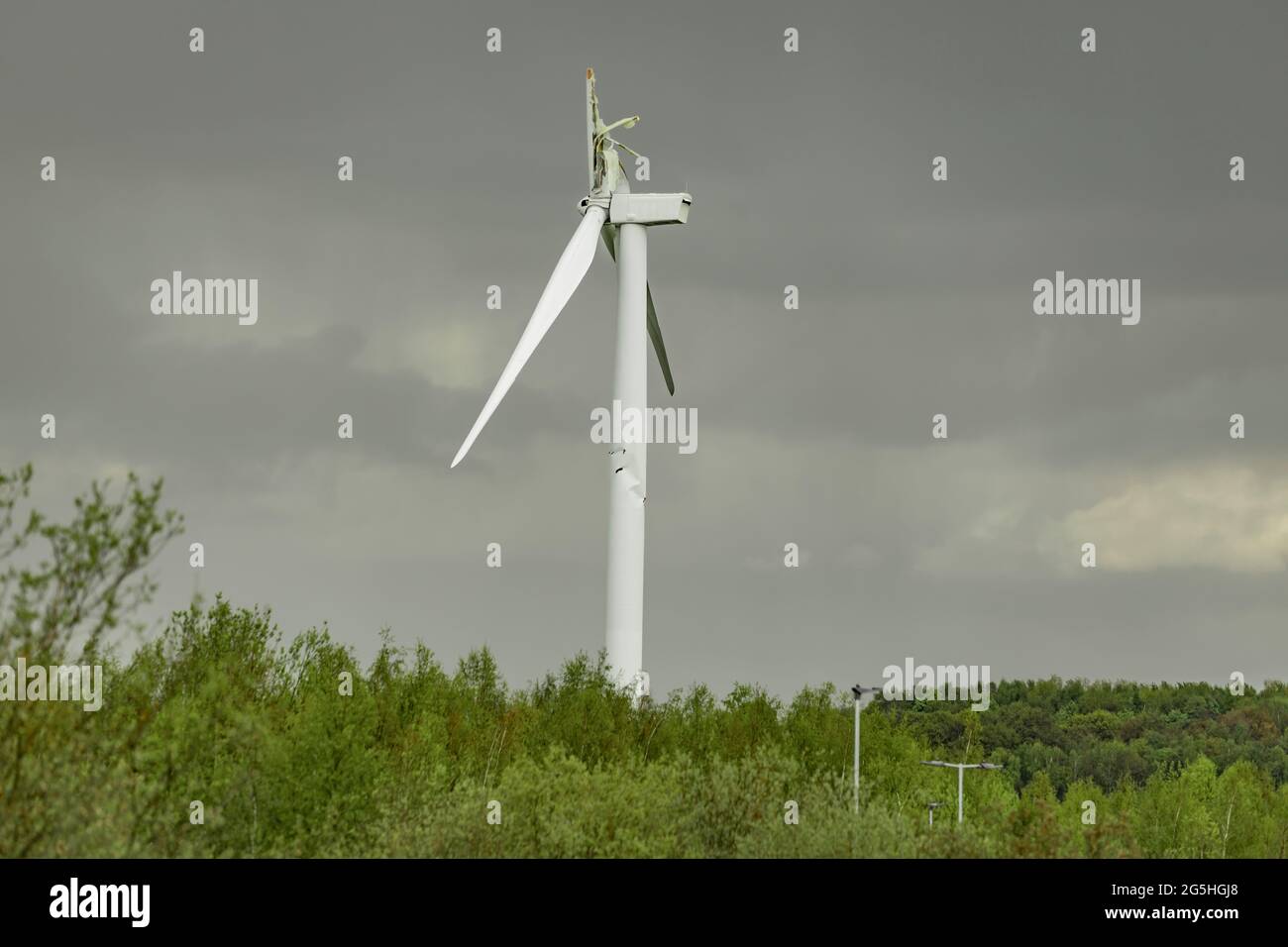 Destroyed Wind Turbine Stock Photo - Alamy