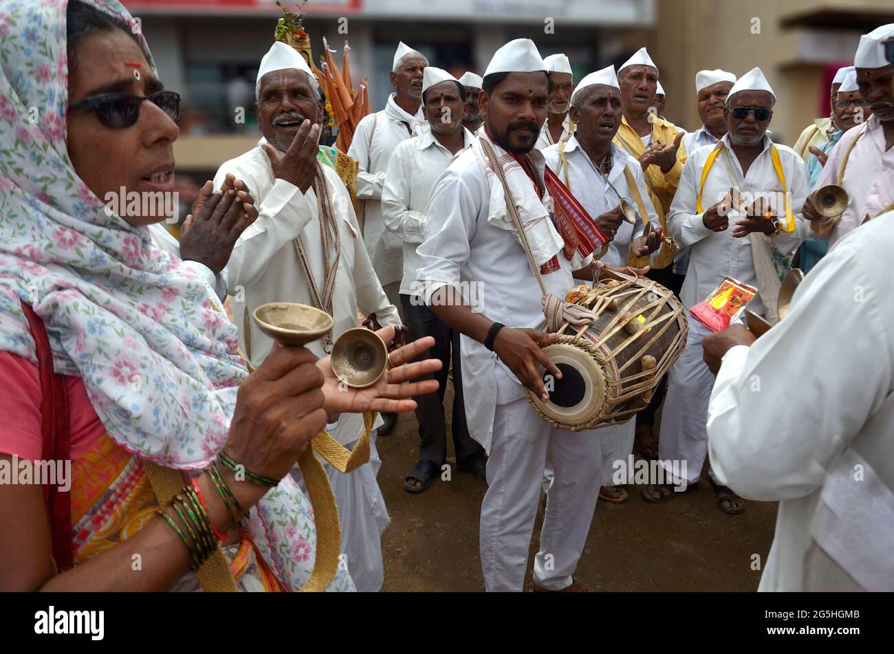 Pandharpur wari hi-res stock photography and images - Alamy