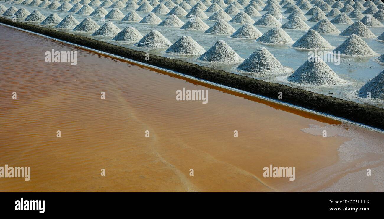 Food ban hi-res stock photography and images - Alamy