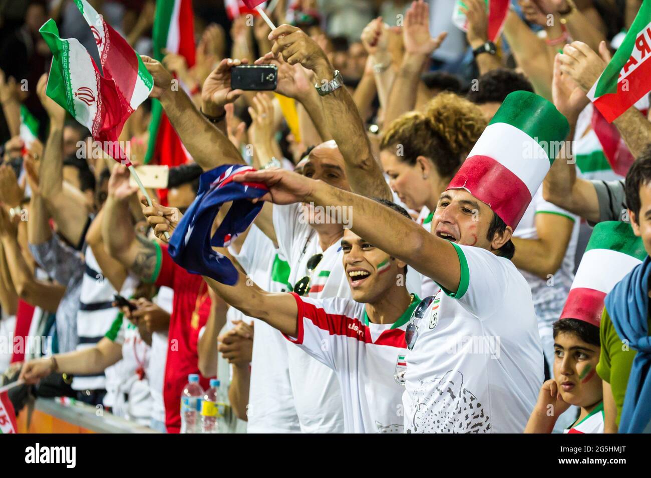 Iran vs bahrain hi-res stock photography and images - Alamy