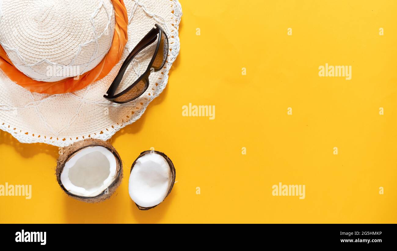 Coconut hat hi-res stock photography and images - Alamy