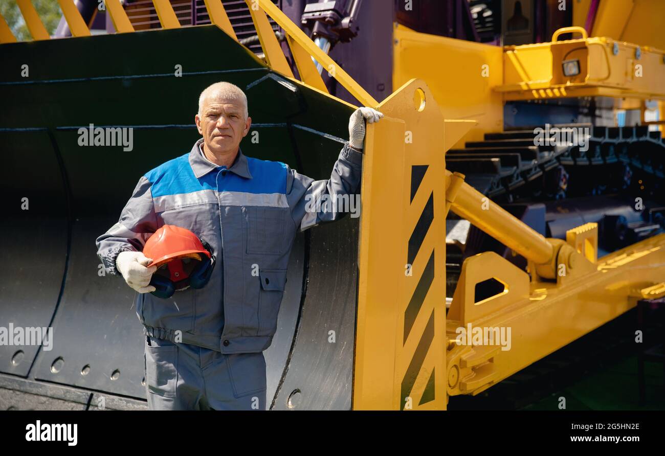 Open pit engineer hi-res stock photography and images - Alamy