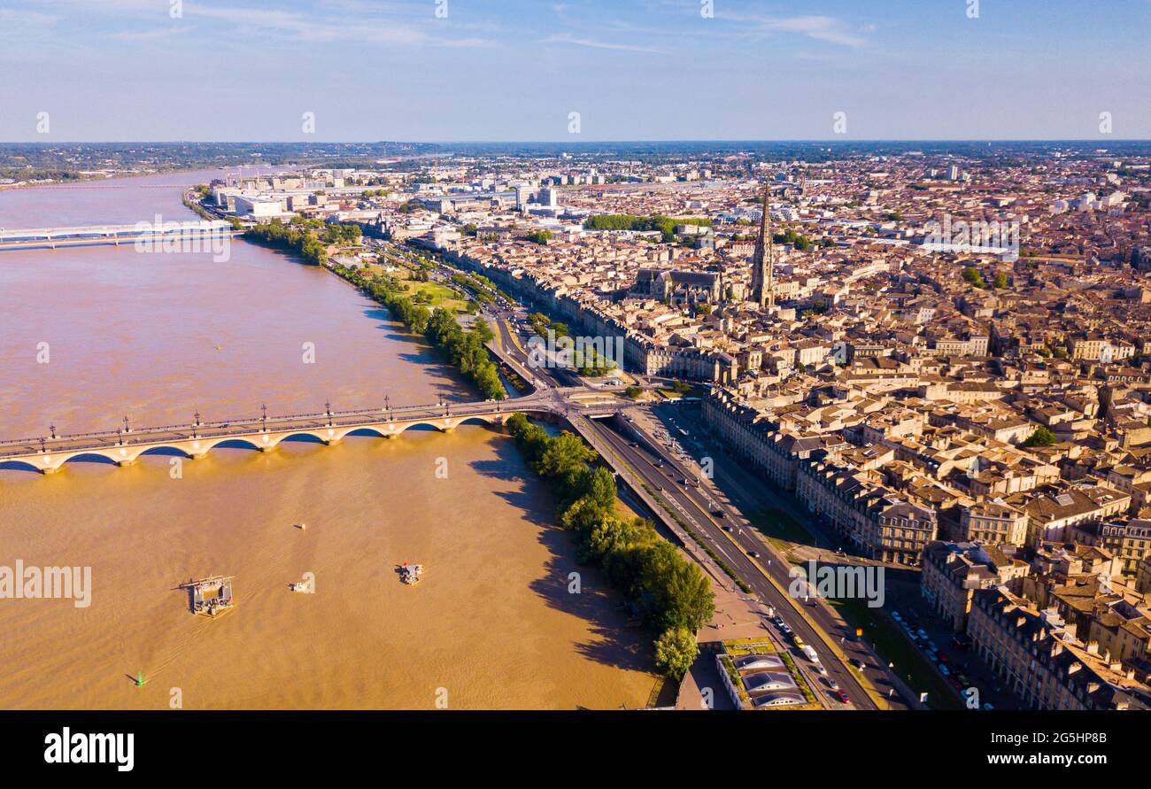 Quay river garonne bordeaux hi-res stock photography and images - Alamy