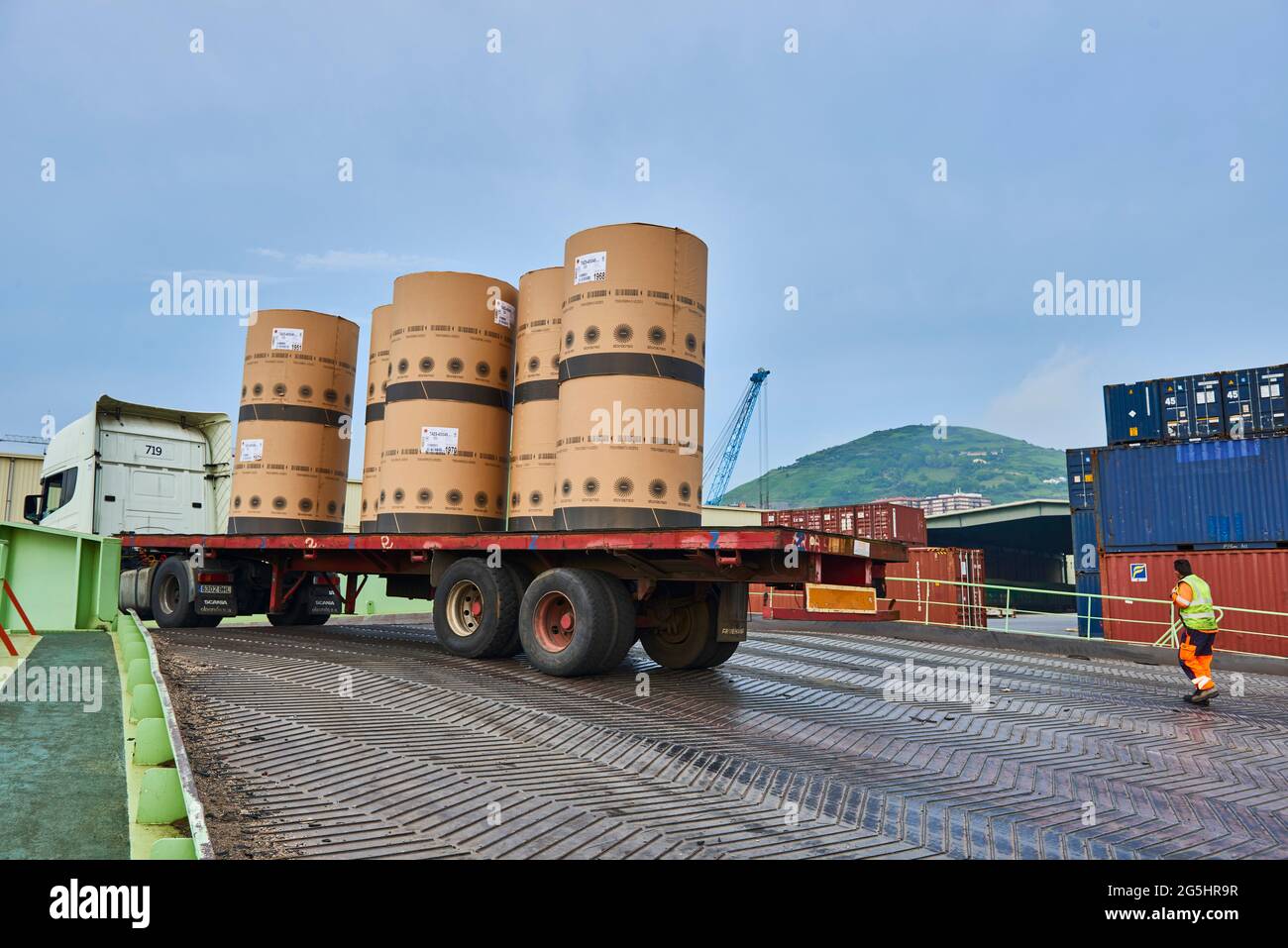 Loading and unloading ramp hi-res stock photography and images - Alamy