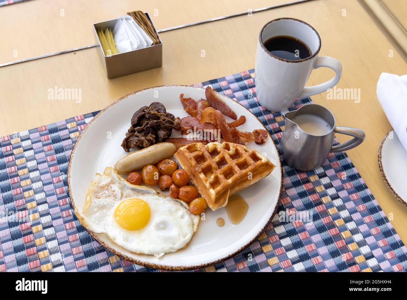 Western style meal hi-res stock photography and images - Alamy