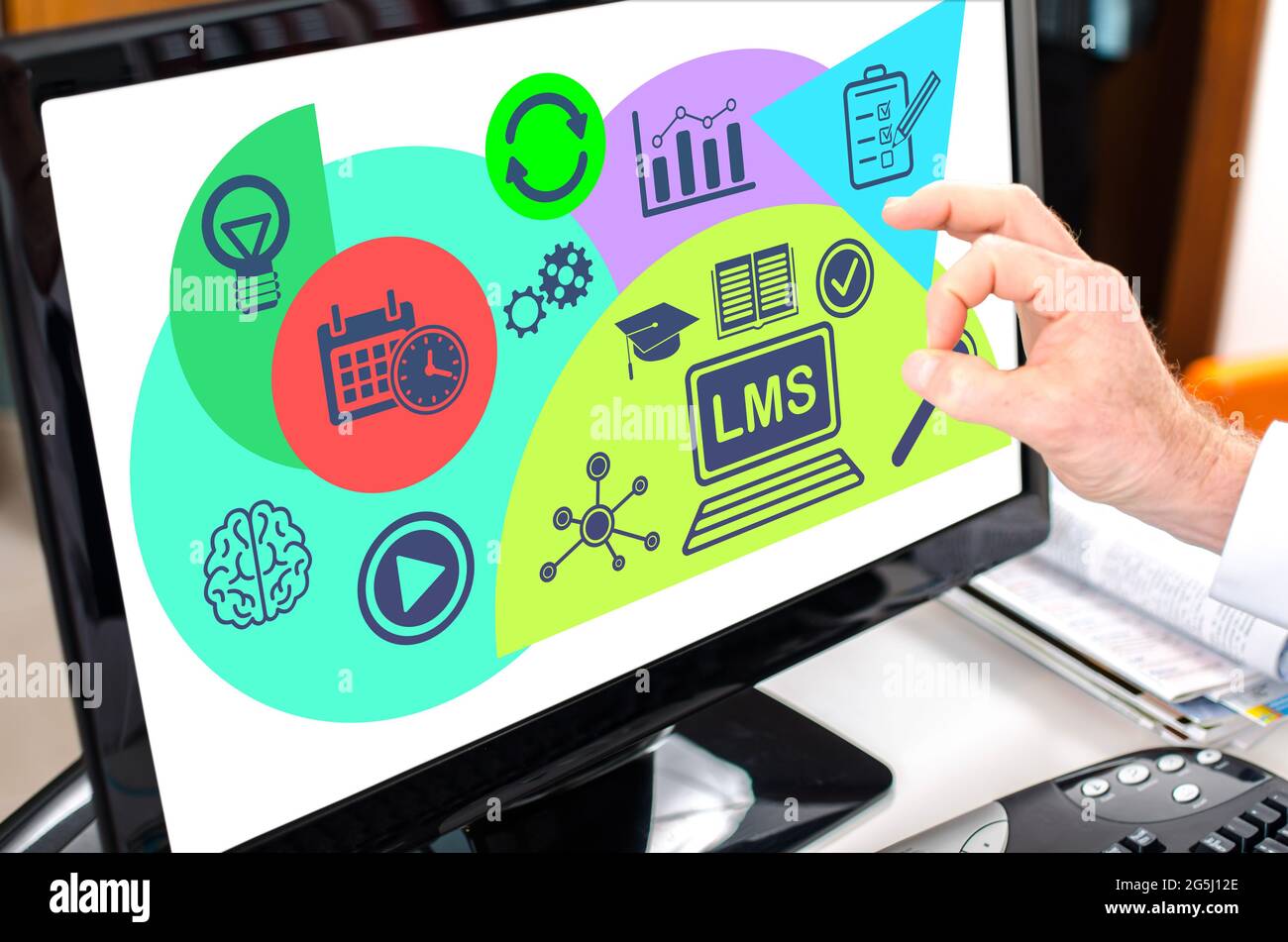 Lms concept shown on a computer screen Stock Photo - Alamy