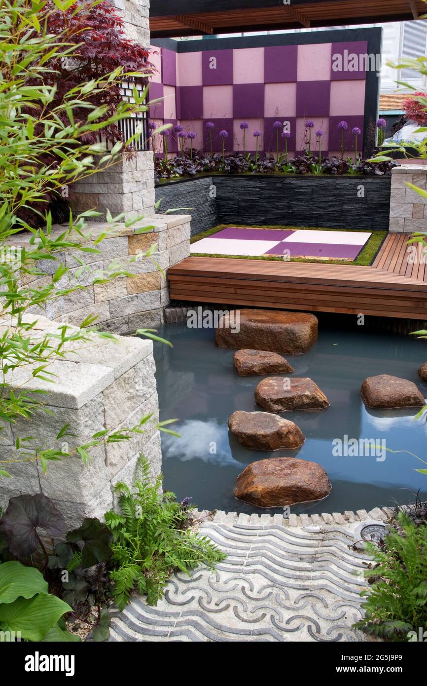 A Japanese Tranquil Retreat, based on traditional Japanese tea garden ...