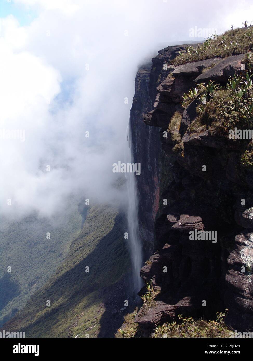 Mount roraima clouds hi-res stock photography and images - Alamy