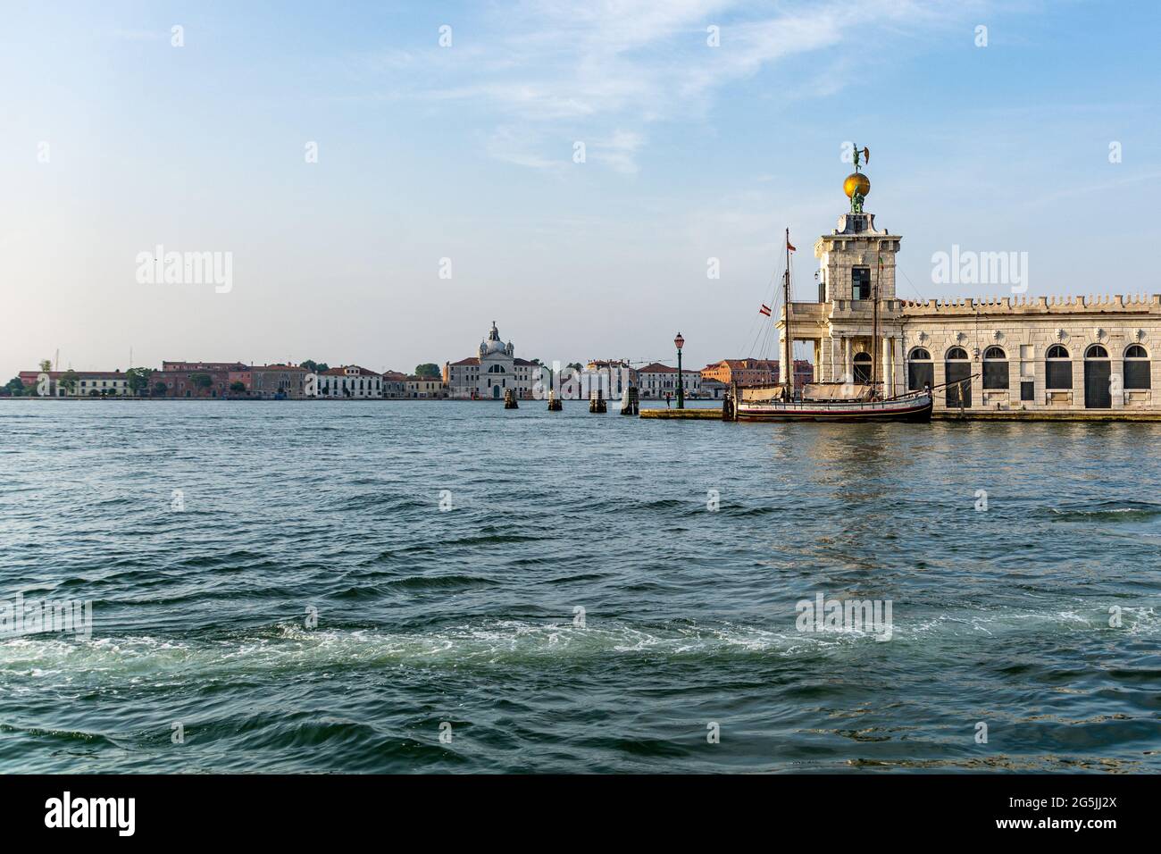 Punta della Dogana, the former customs house in Venice, Italy Stock ...