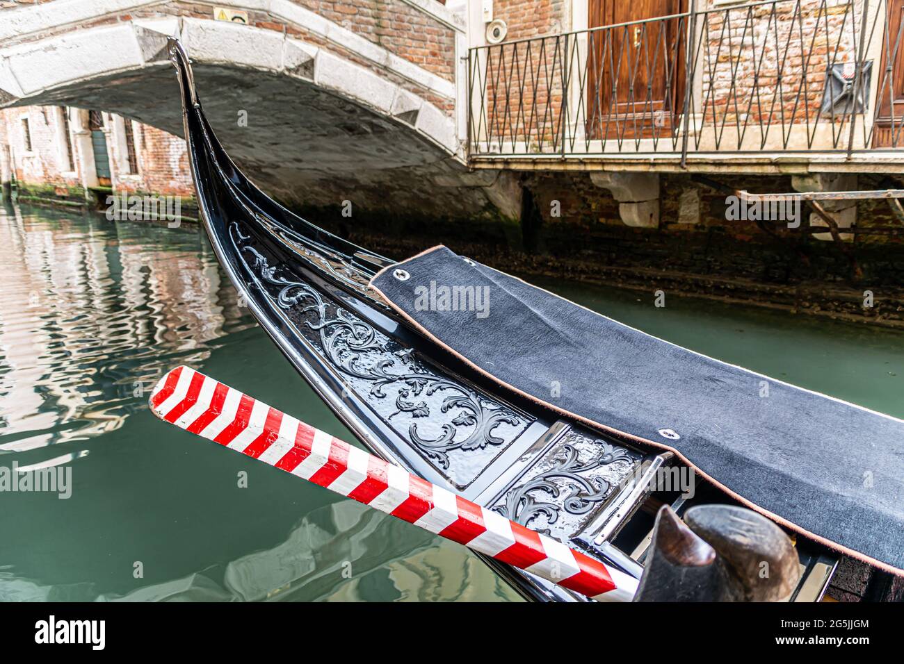 Gondola design hi-res stock photography and images - Alamy