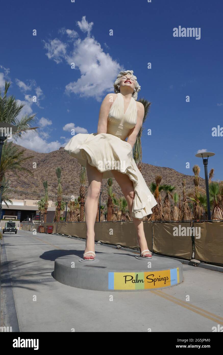 Forever Marilyn Statue Palm Springs High Resolution Stock Photography ...