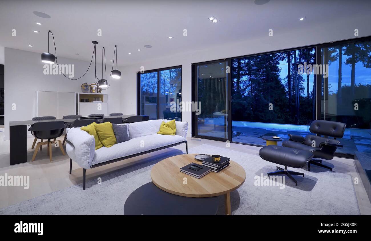 Mansion Family Rooms