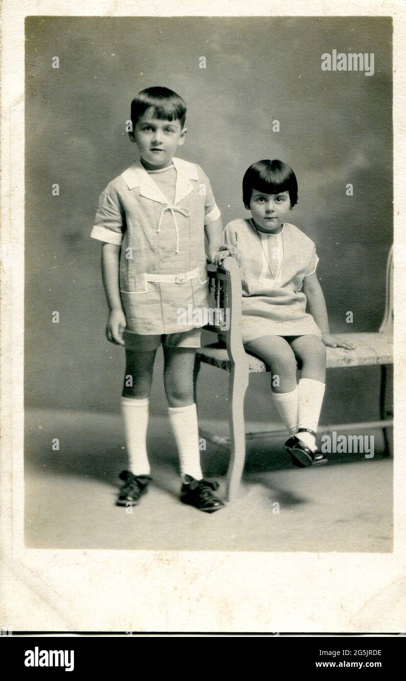 Italian brothers portrait 1927 Stock Photo - Alamy