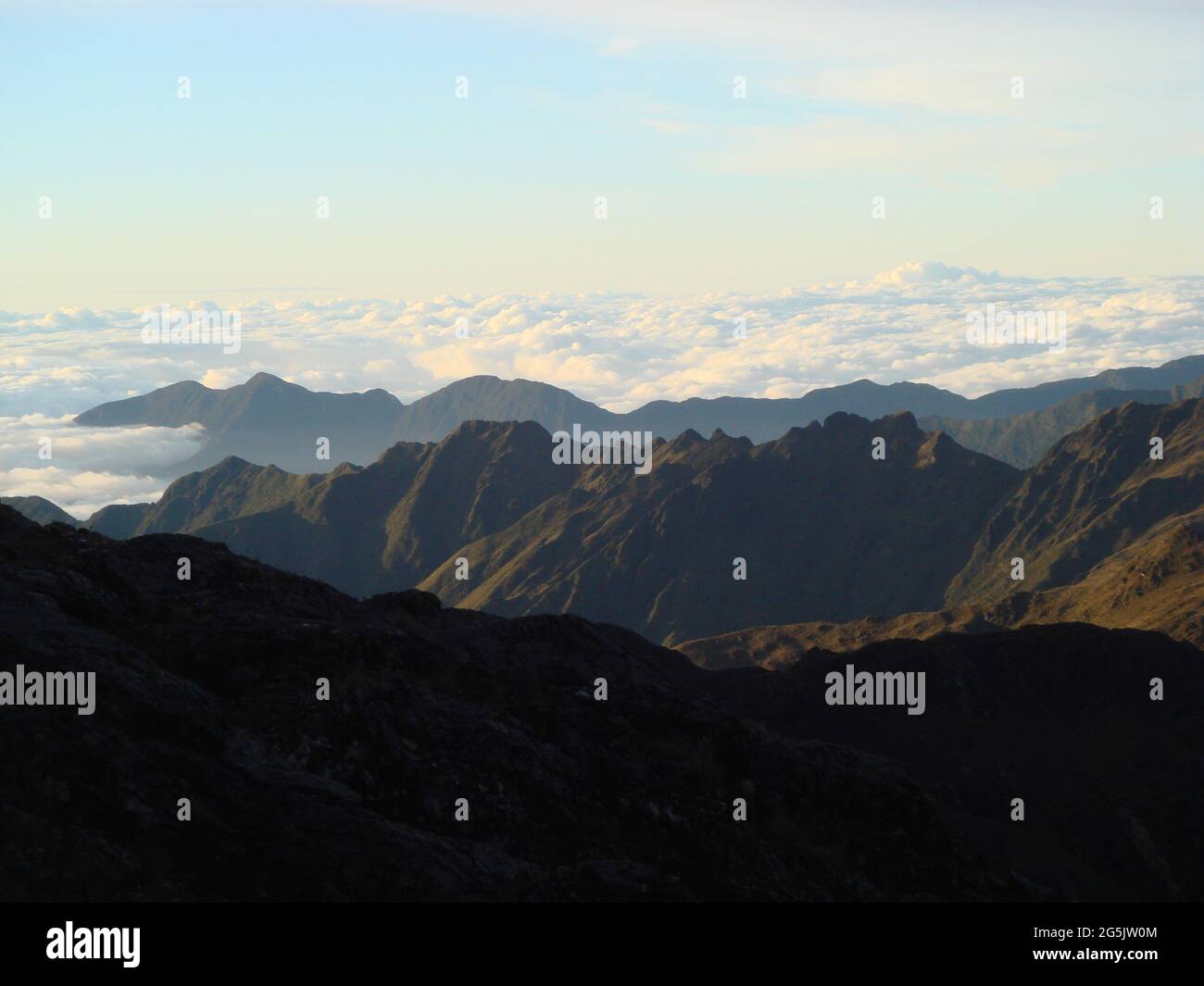 Sierra navada mountains hi-res stock photography and images - Alamy