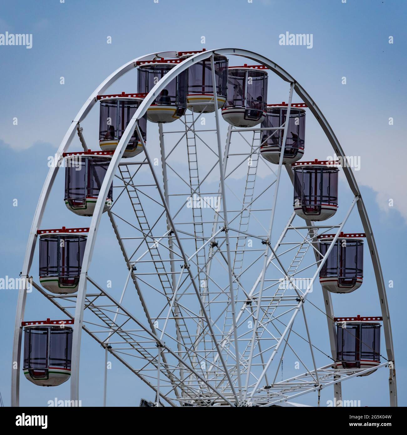 Ferris Wheel In Sydney NSW Australia on a sunny blue sky day Stock ...