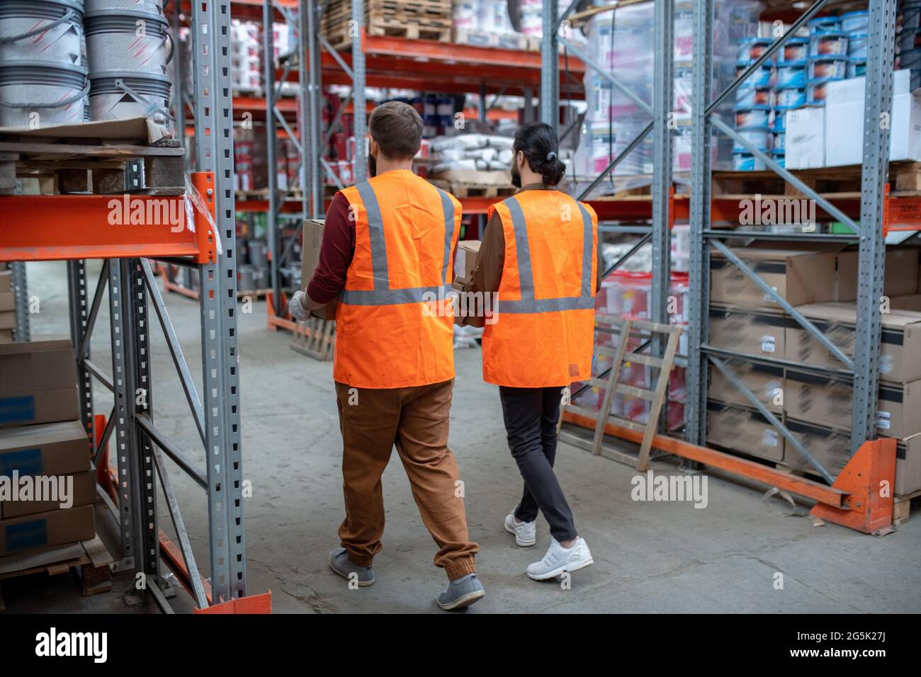 Two male workers hi-res stock photography and images - Alamy