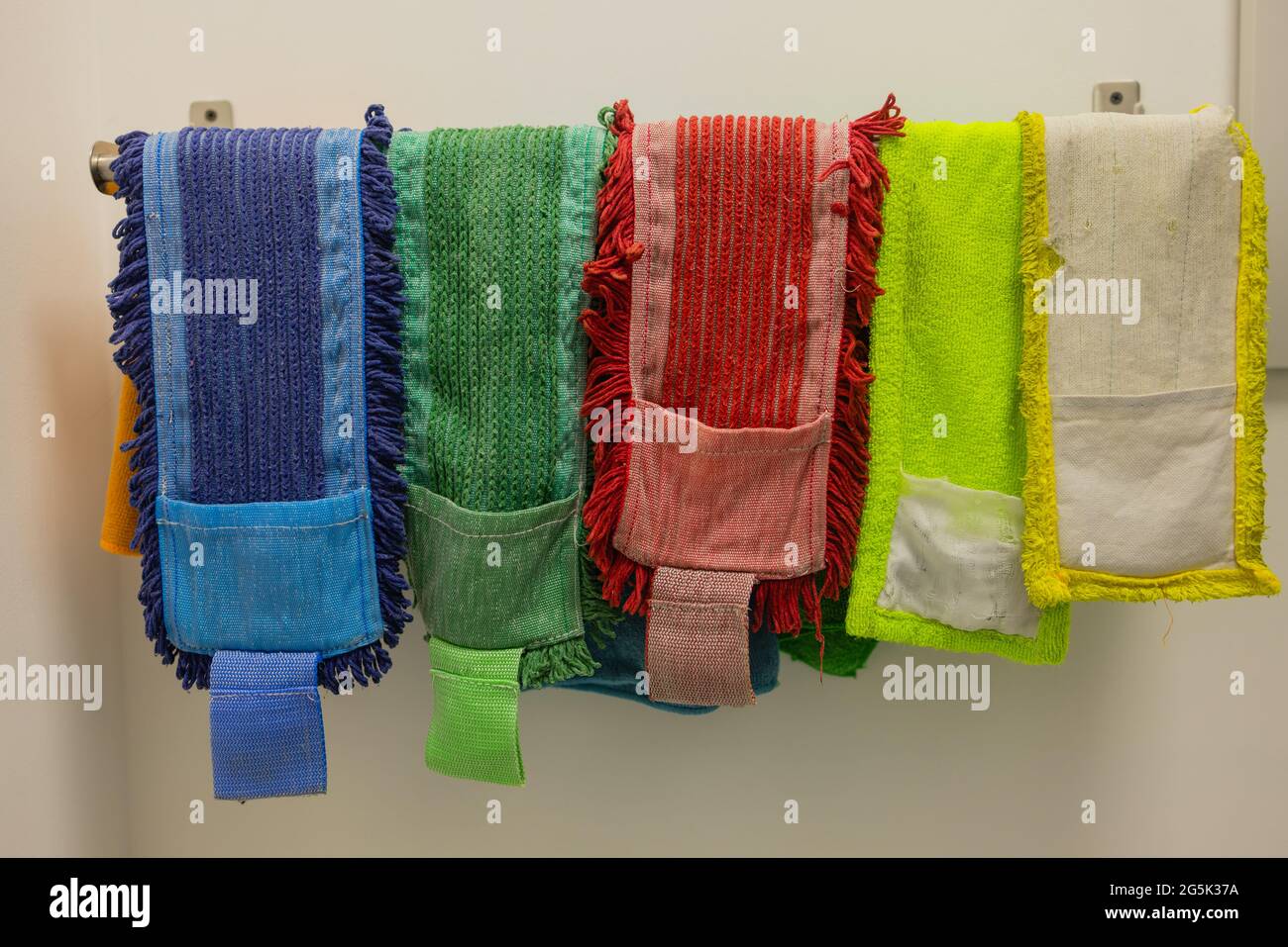 Supermarket or wholesale store by type of warehouse, department of ...