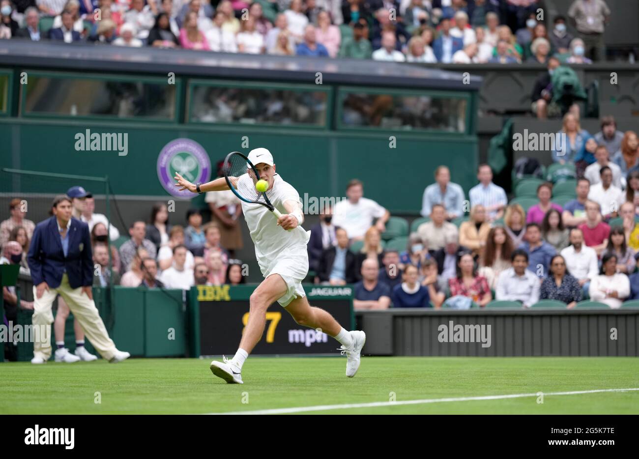Jack draper wimbledon novak hi-res stock photography and images - Alamy