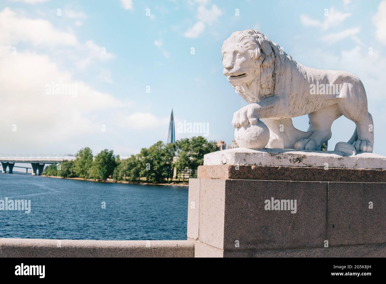Lion on the Western Spit of Elagin Island Stock Photo - Alamy