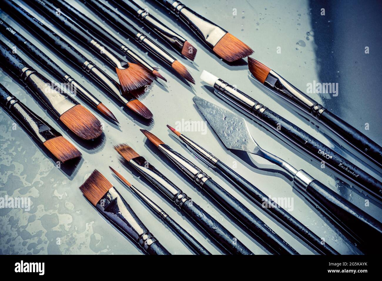 Paint brushes ready hi-res stock photography and images - Alamy