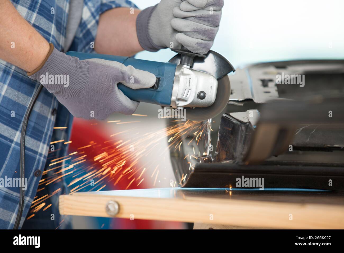 Welding polishing hi-res stock photography and images - Alamy