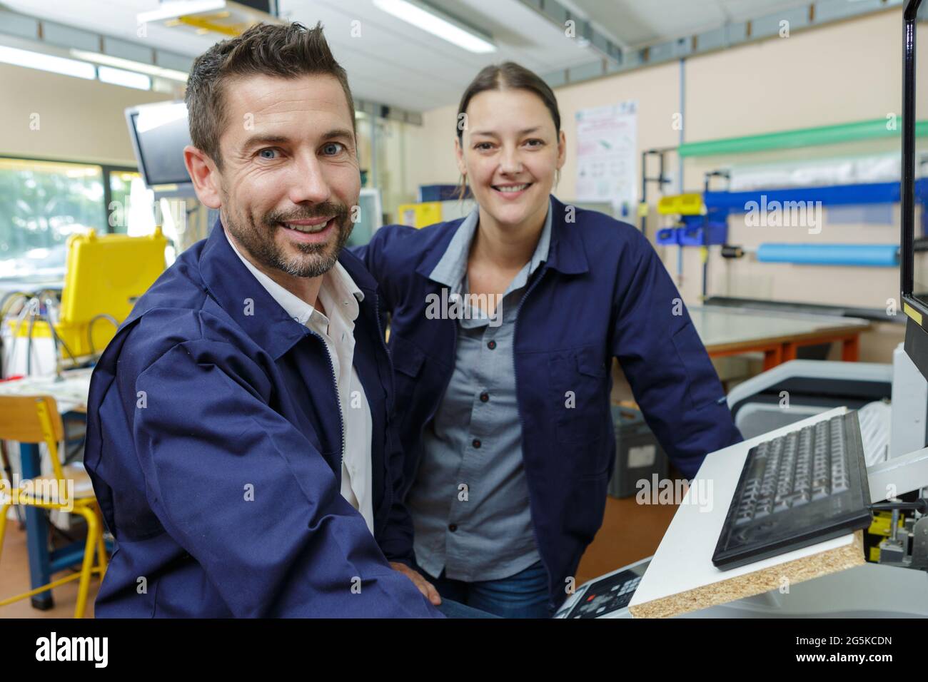 Dust jacket jackets hi-res stock photography and images - Alamy