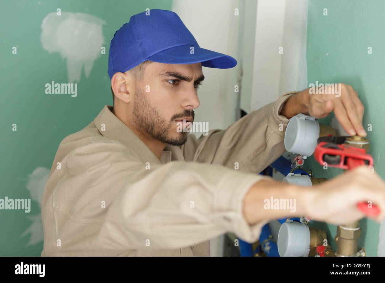 Measures water consumption hi-res stock photography and images - Alamy