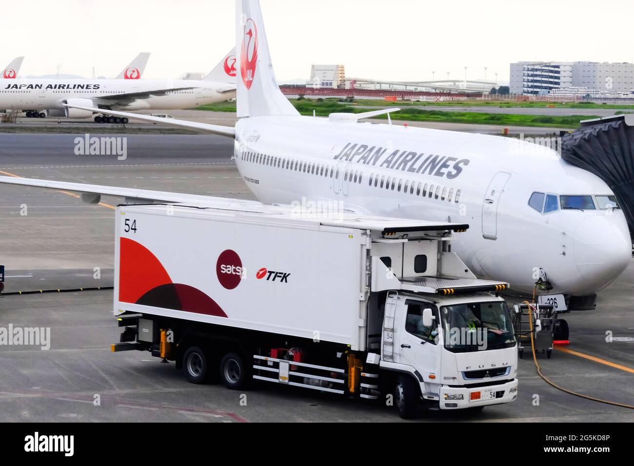 A Japan Airlines (JAL) airplanes seen at the Tokyo International ...